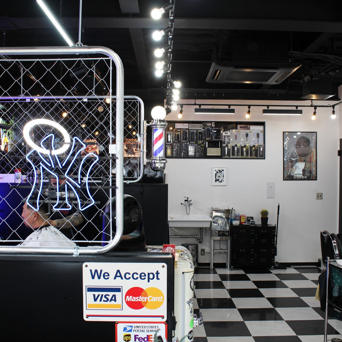 Store Locations : GLOCK HAIR SERVICE – Amazingstore